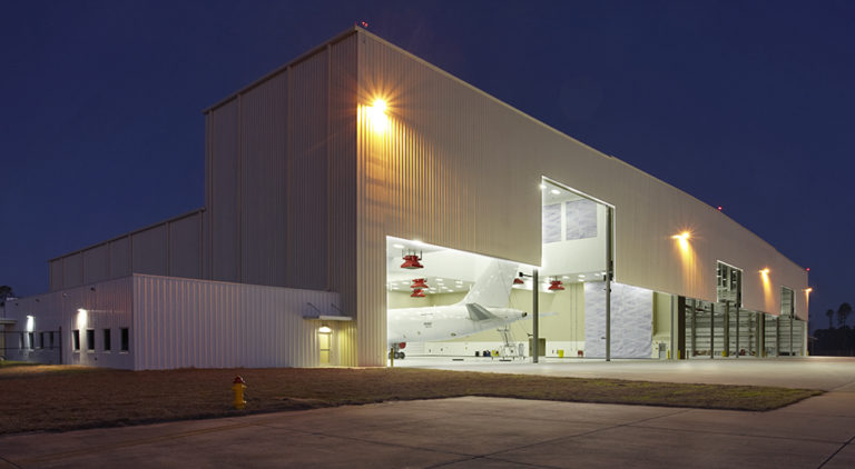 FSCJ Custom Three-Bay Hangar Building | Nucor Building Systems